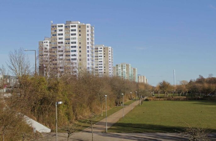Renovering af ikoniske Brøndby Strand-højhuse
